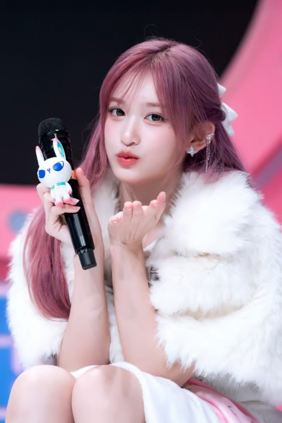 IVEのイソ、SBS「人気歌謡」MCを1年7か月で卒業へ | KOREA WAVE